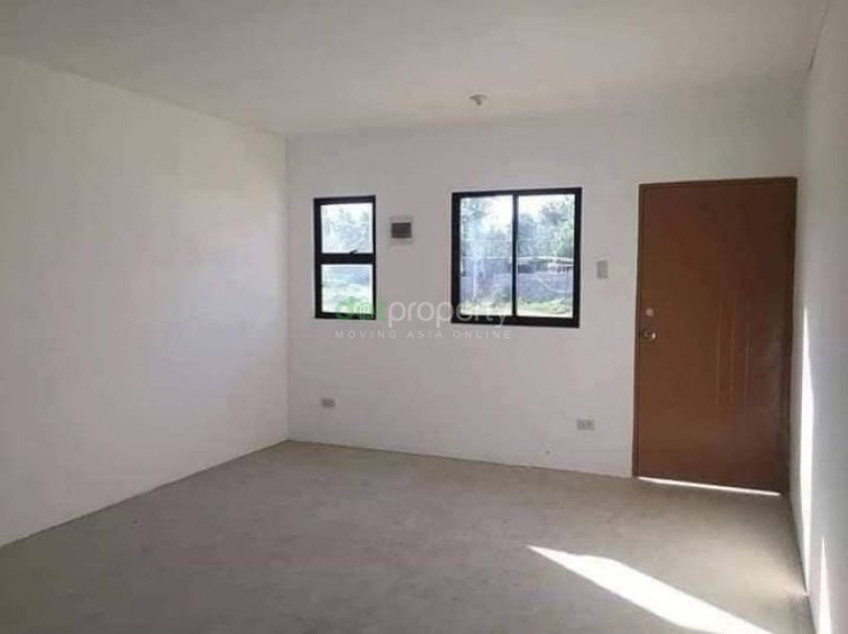 BRIA HOMES CALAUAN: ELENA (END UNIT).