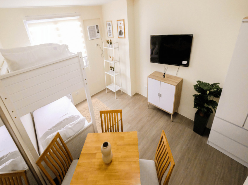 32.80 sqm Studio Unit w/ Garden Recto Avenue View Condo For Sale at ...