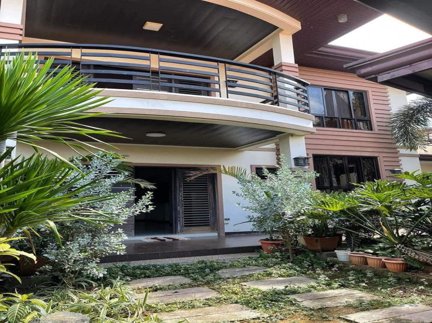 Luxurious House And Lot For Sale At Monte Verde, Taytay Rizal