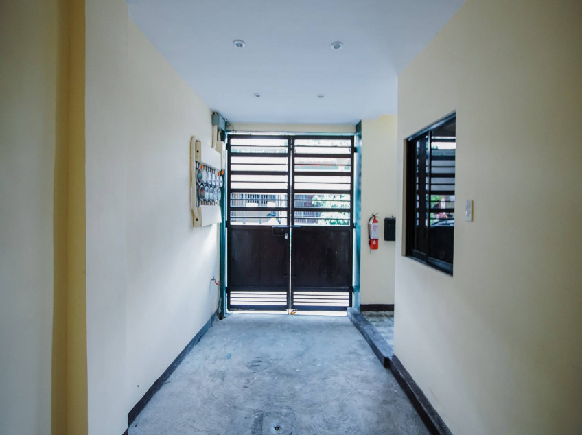 8 Studio Units 3-Storey Apartment Building For Sale In Palmera Spring ...